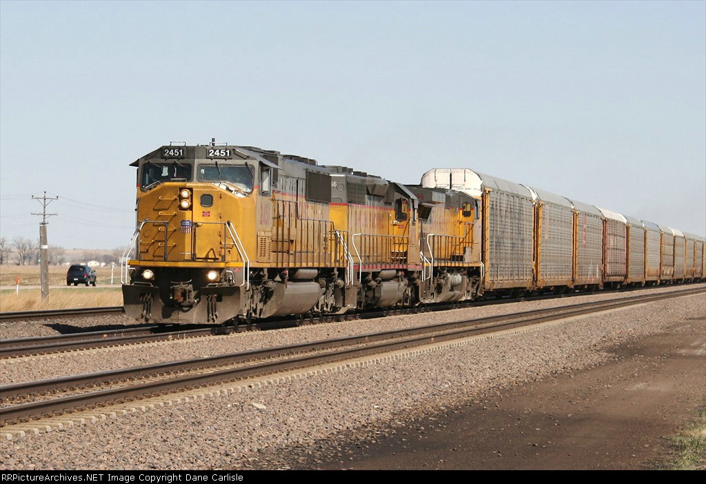 UP 2451 is wasting no time charging its loaded Auto train West @ 70 mph